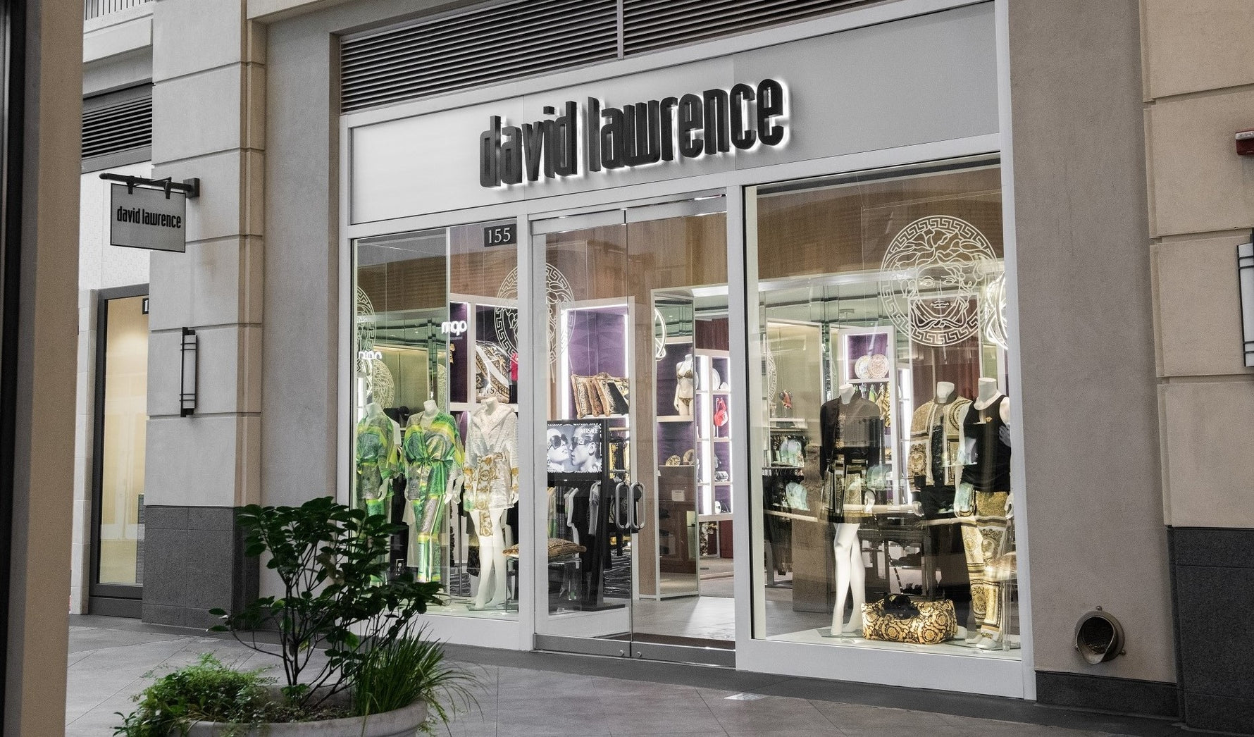 David Lawrence Designer Clothing - Versace, Philipp Plein, Moschino